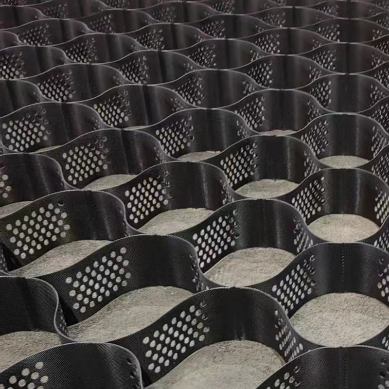 High Strength Textured / Perforated HDPE Geocells for Channel Slopes ...