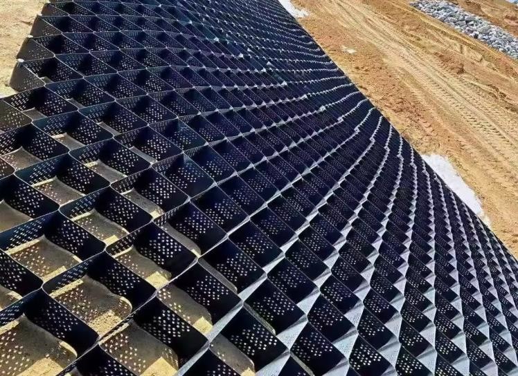 ASTM Standard Geocell For Road Construction With 445mm Welding Space ...
