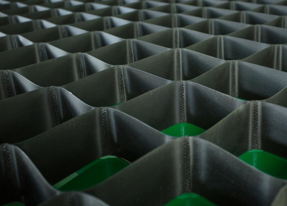 Retaining Wall HDPE Geocell For Slope Protection Withstand Gravity Load